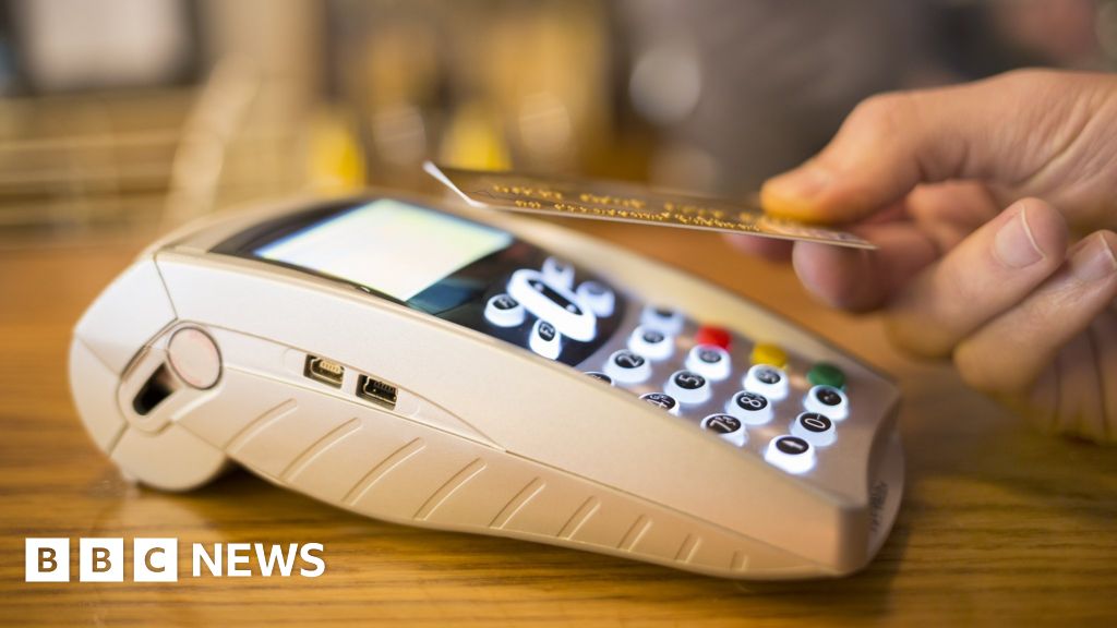 Contactless cards' popularity grows - BBC News
