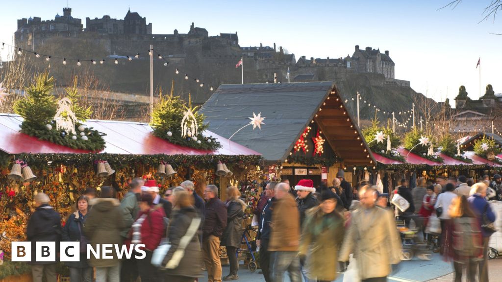 Scotland can expect normal Christmas, says Swinney - BBC News