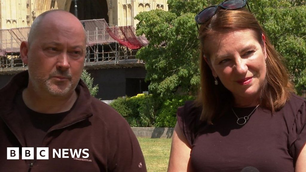 Olly Stephens: Murdered boy's parents welcome online bill amendment ...