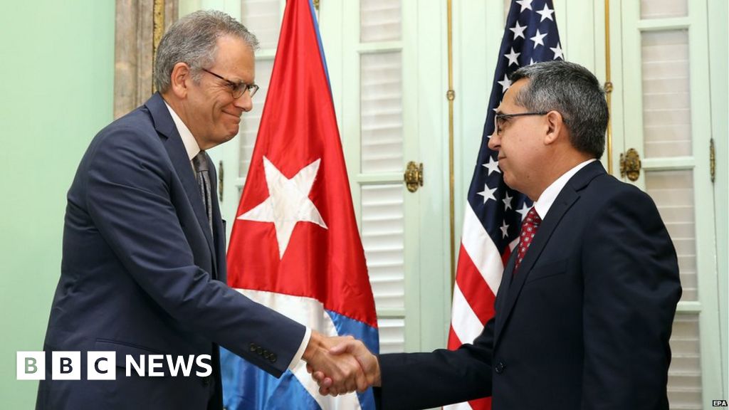 Cubans wait for boost from new US relationship - BBC News