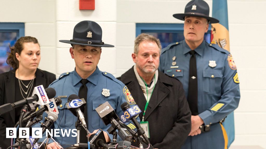 Killed hostage Delaware prison officer cried: 'Trap!' - BBC News