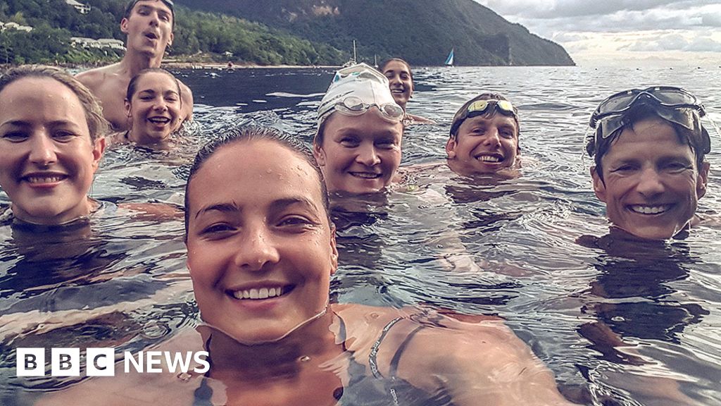 Jellyfish and extreme chafing: The reality of open water swimming - BBC ...