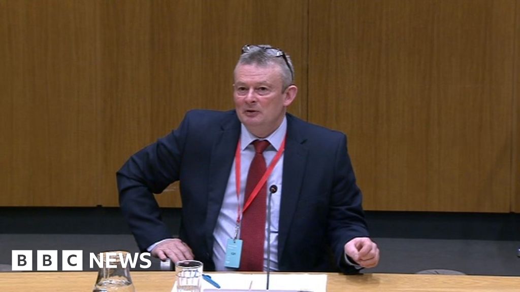 Welsh meat industry warning on post-Brexit recruitment - BBC News