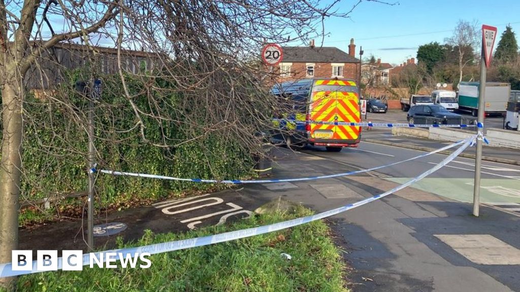 Reece Connor: Five murder arrests after Christmas Day stabbing - BBC News