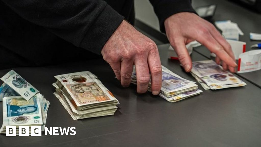 Merseyside Fraud Ten Arrested And Cash Seized By Police Bbc News