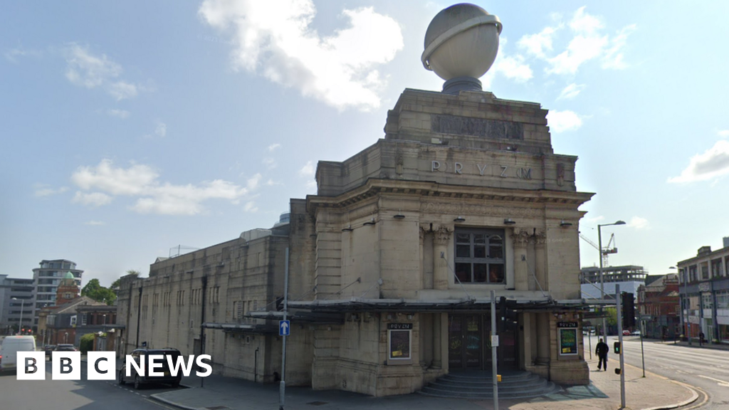 Nottingham: Closure of Pryzm nightclub confirmed by owners - BBC News