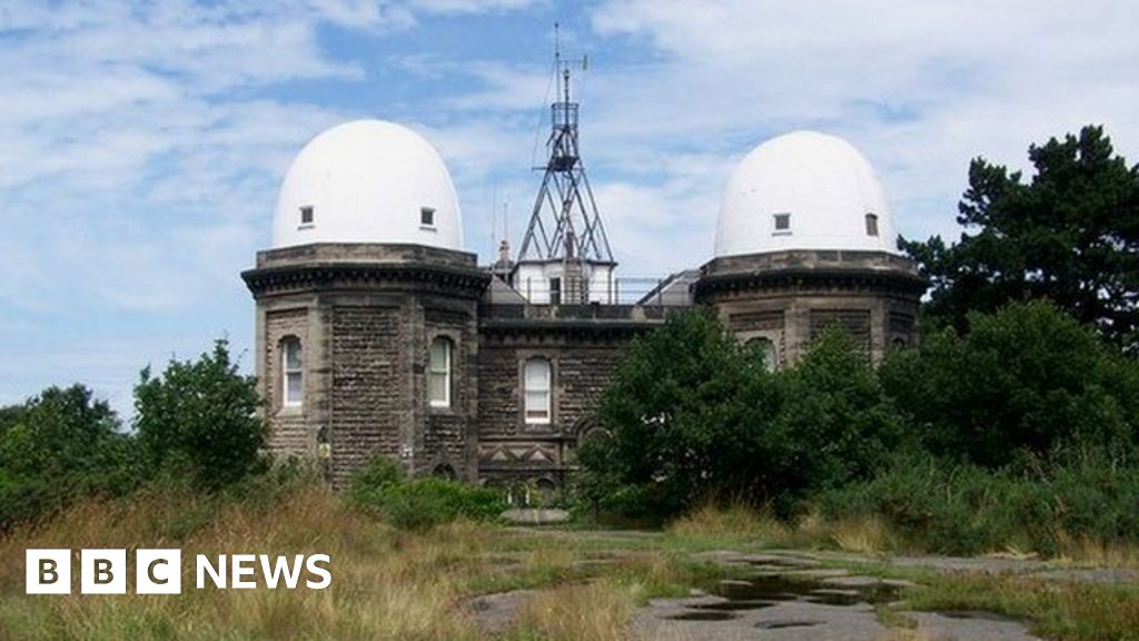 Bidston Observatory: Heritage fears for Wirral landmark - BBC News