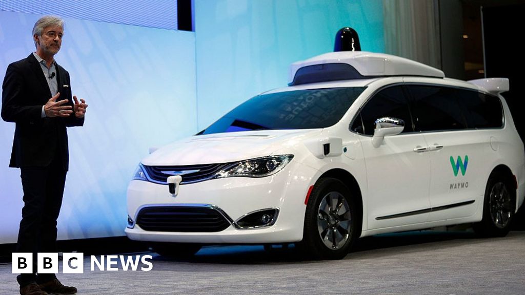 Google driverless cars free to public in Phoenix - BBC News