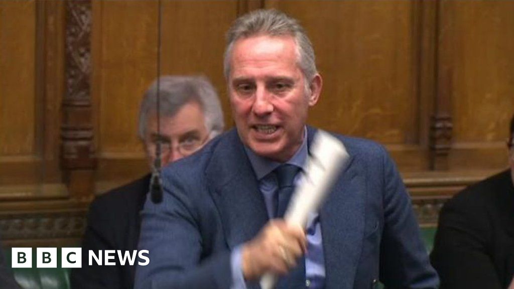 DUP MPs call for 'no surrender' to EU - BBC News