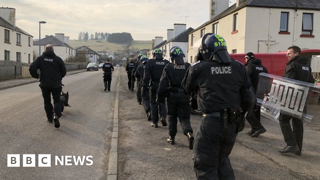 Image released of police operation in Dingwall - BBC News
