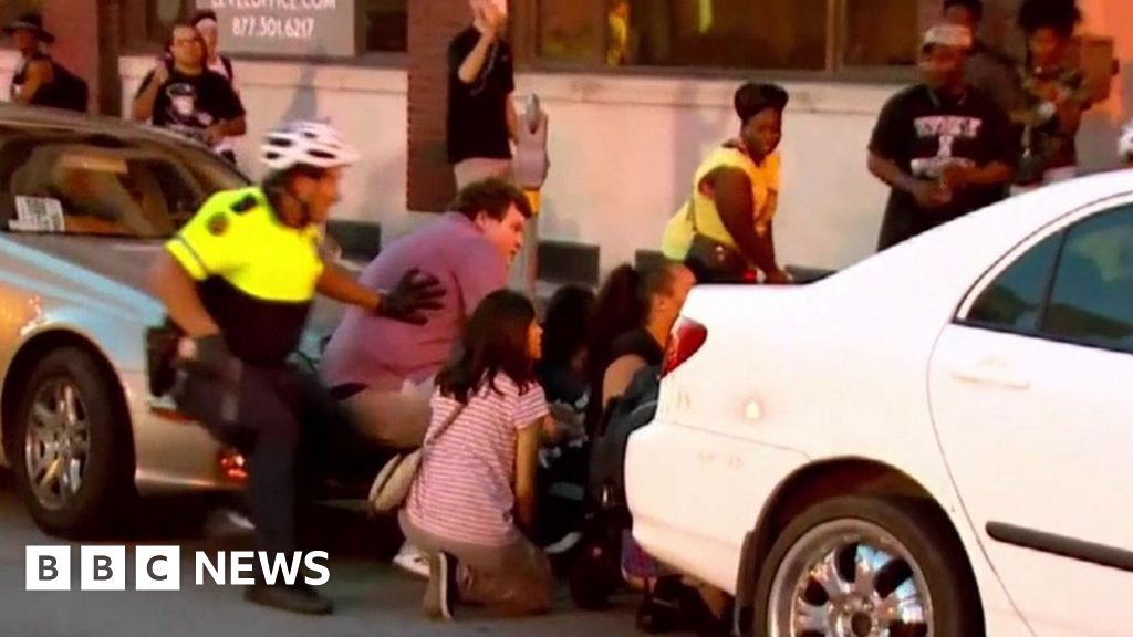 Dallas: Protest turns to panic as shots fired - BBC News