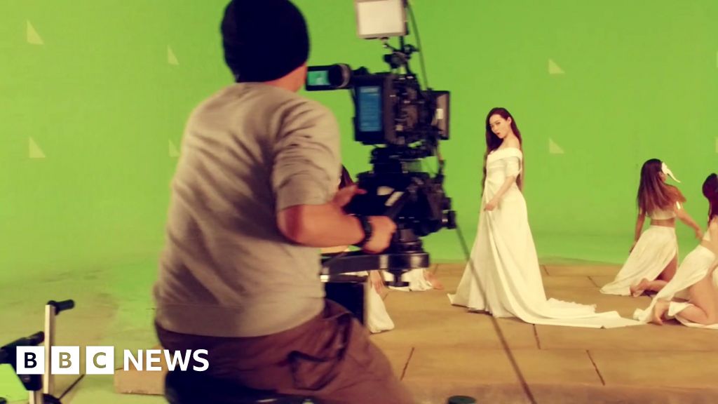 Chinese pop star Jane Zhang seeks global fame - BBC News