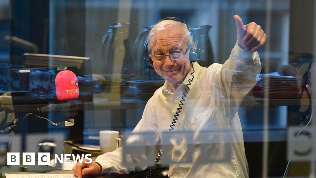 John Humphrys' final Today programme sign off - BBC News