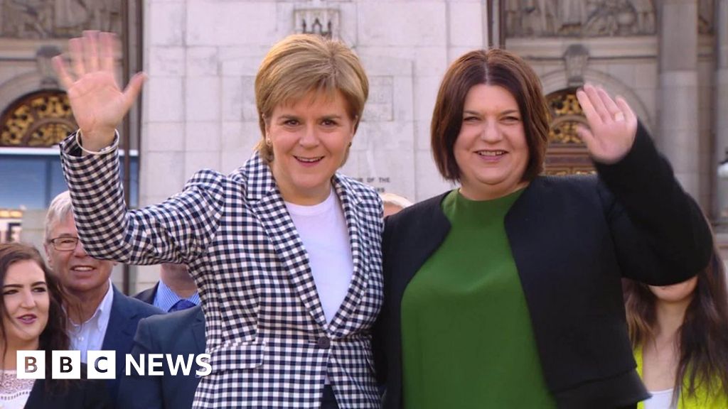 SNP will run Glasgow City Council as minority - BBC News