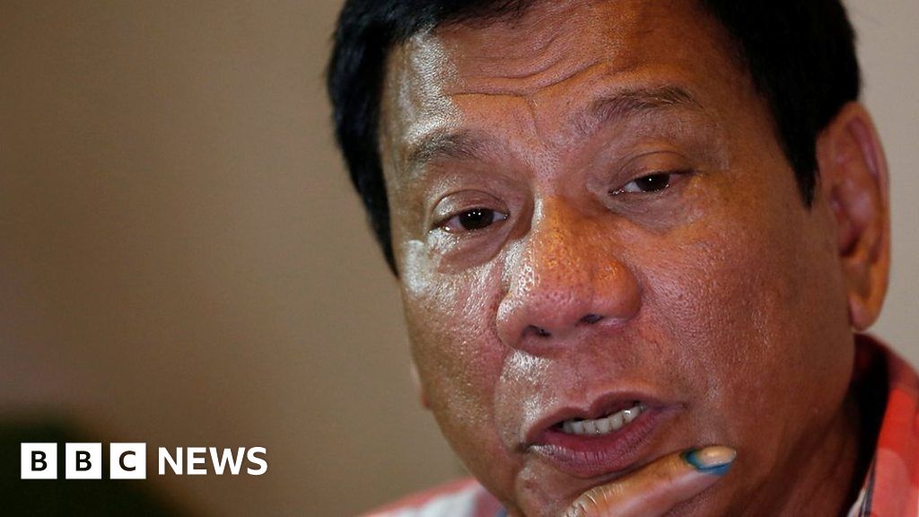 Philppines' Rodrigo Duterte on drug-pushers and Pope - BBC News