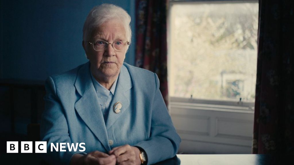 May Blood: Tributes to 'inspirational' campaigner at funeral - BBC News