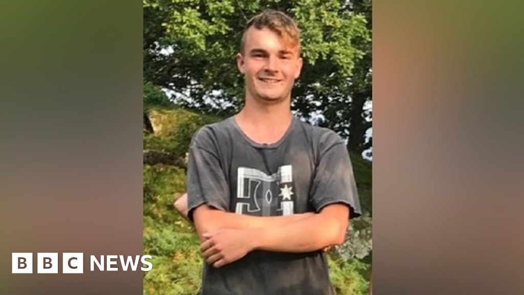 Missing Frankie Morris: Mum 'terrified' he has been harmed