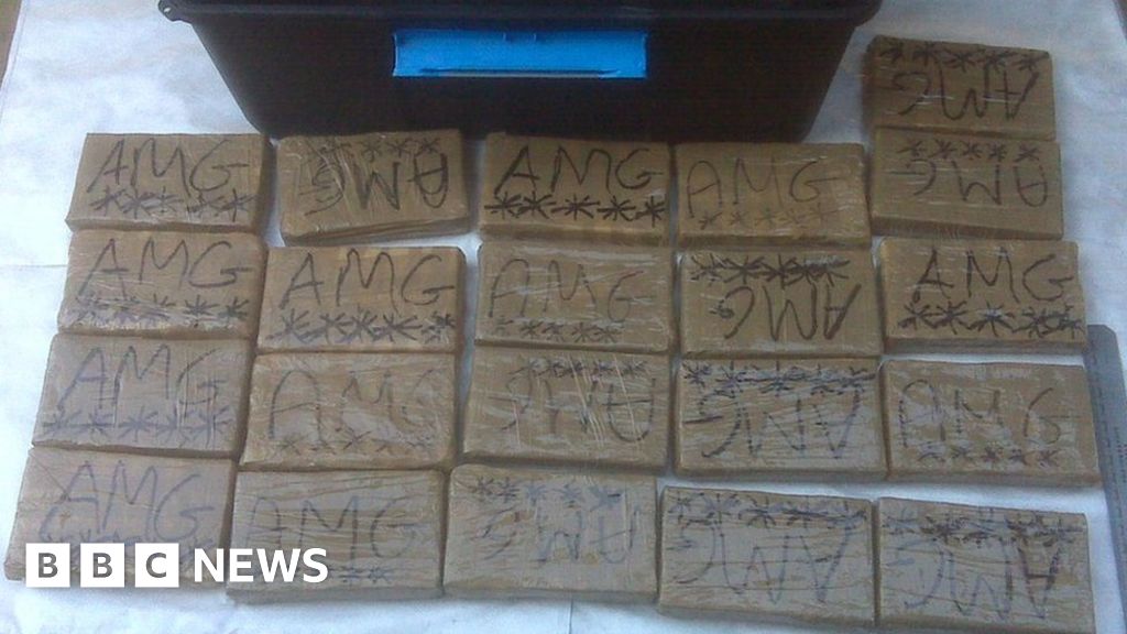 Two men admit £16m Liverpool drugs conspiracy - BBC News