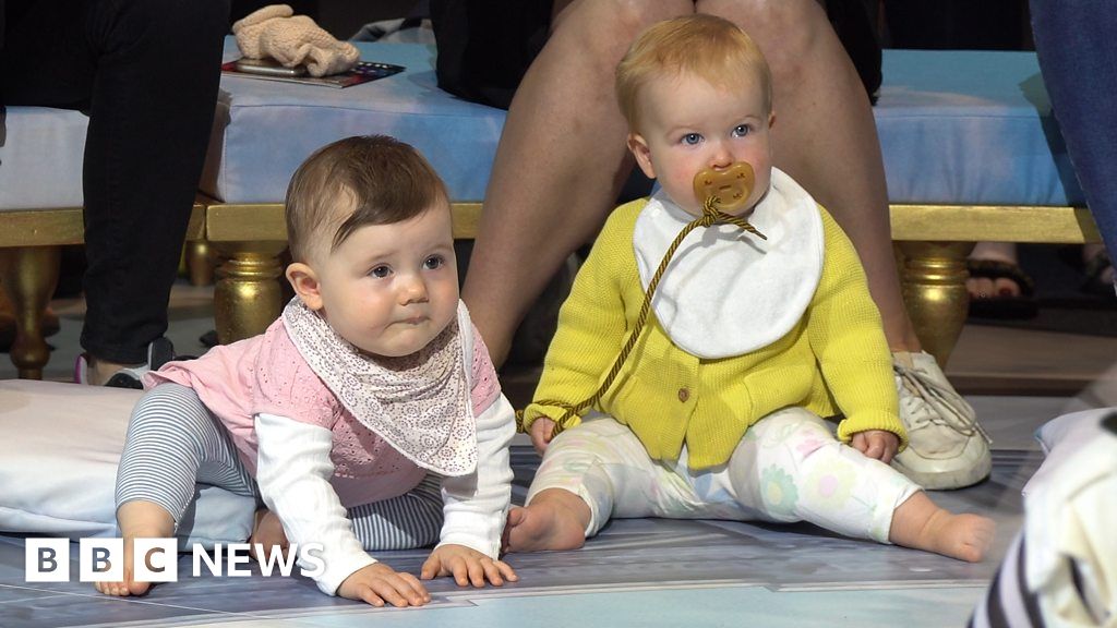 BambinO: The opera for babies - BBC News