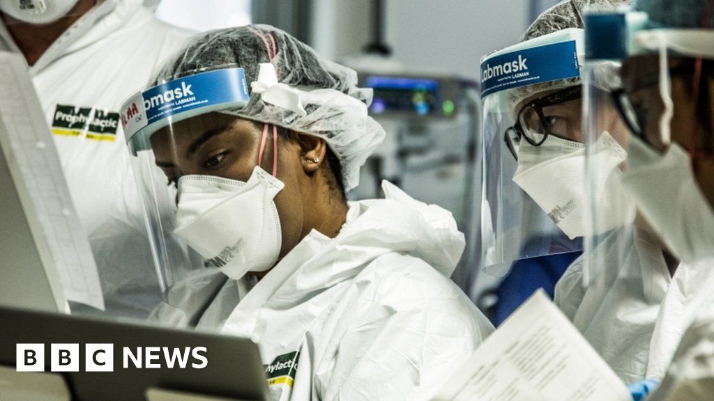 Covid: Teesside NHS services face 'difficult January' - BBC News