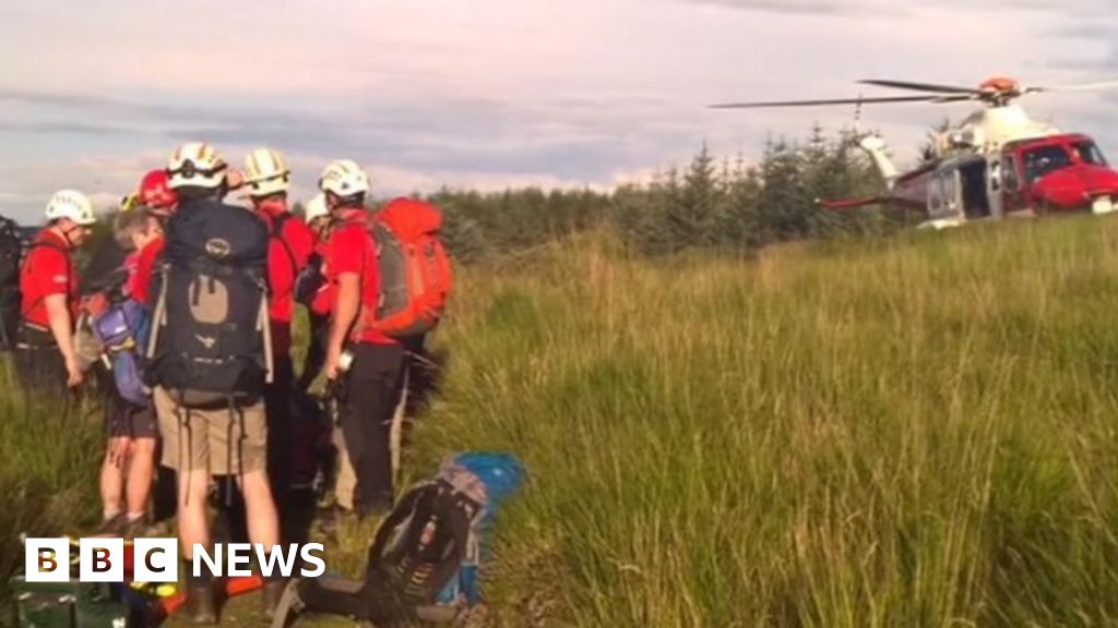 Woman in hospital after Brecon Beacons gorge rescue - BBC News