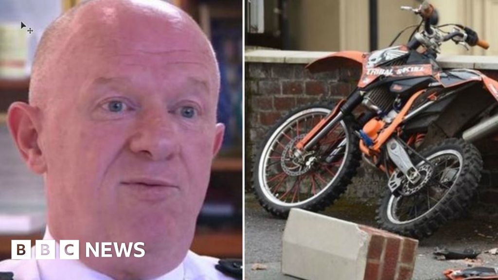 Merseyside Police chief angry at 'louts' who spat on patrol cars - BBC News