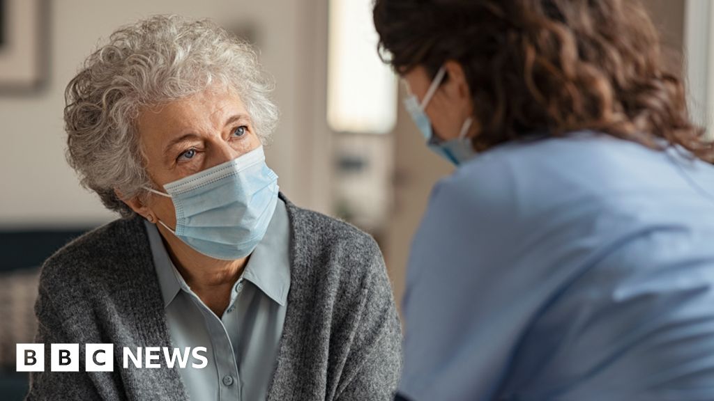 Care staff shortages pile pressure on NHS, say hospital managers - BBC News