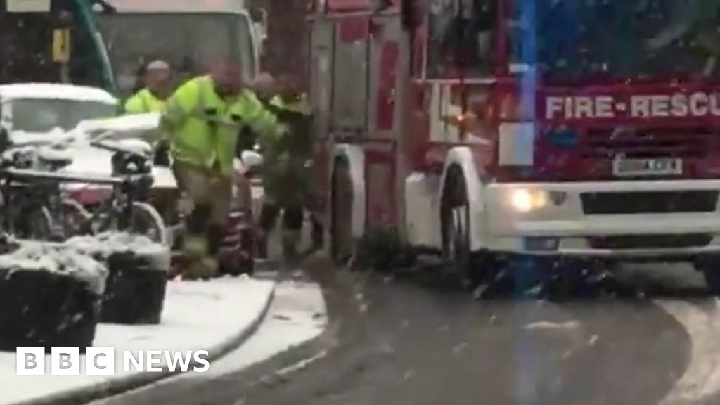 Fire engine gets stuck in snow in Shrewsbury