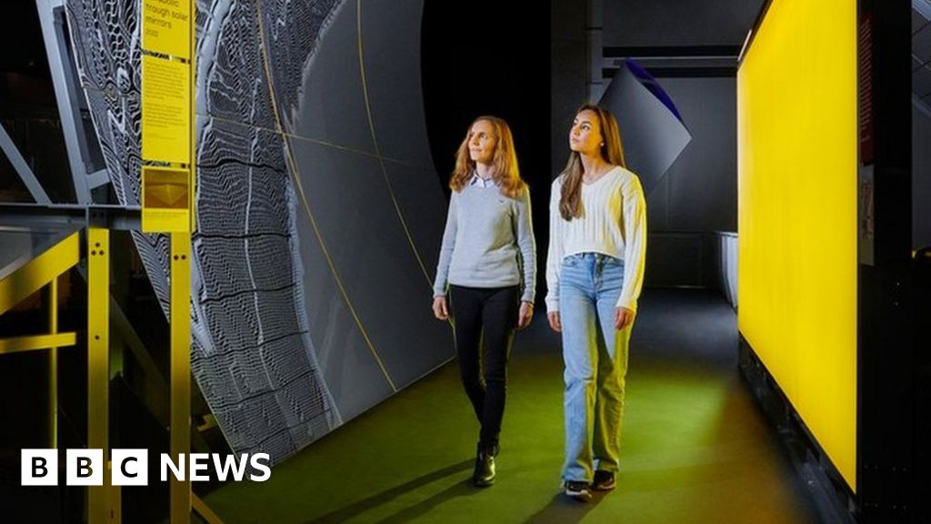 Science Museum: New gallery about future energy opens - BBC News