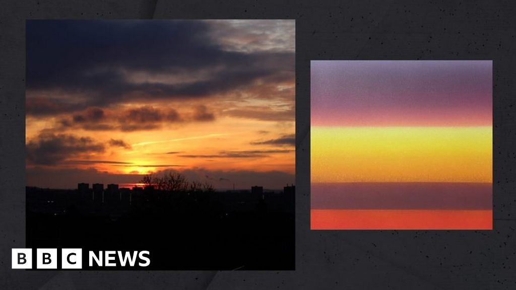 Painting every sunrise teaches Leeds artist to 'live presently' - BBC News