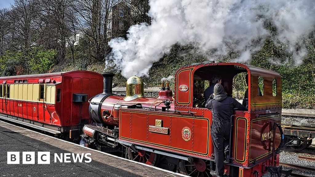 Isle of Man Steam Railway set for £1.1m improvement works - BBC News