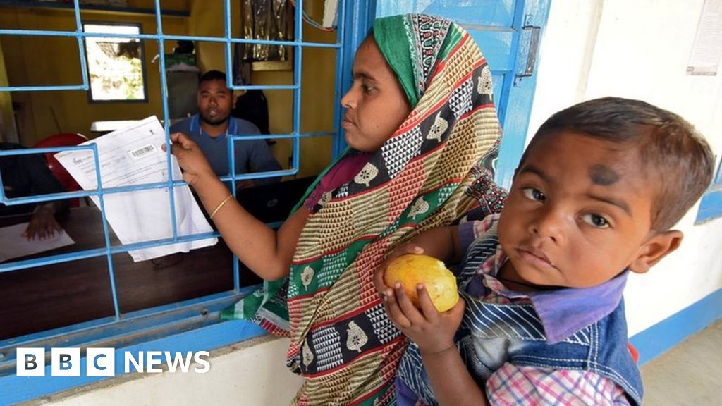 What happens to India's four million 'stateless' people? - BBC News