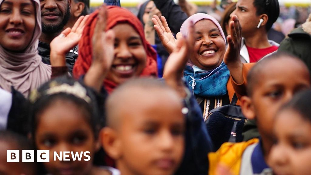Thousands delight in first Eid in the Square celebrations since 2019