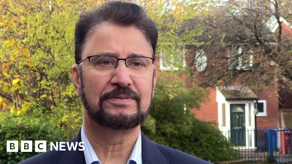 Labour MP repeats call for Israel-Gaza ceasefire after vote - BBC News