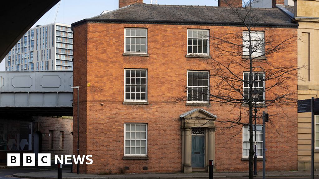 Manchester home of one of world's first station masters to be holiday let