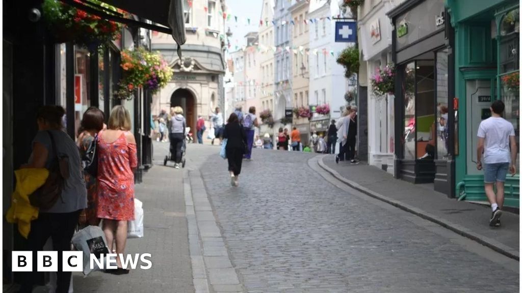 More than 200 Guernsey people prescribed activities by GPs