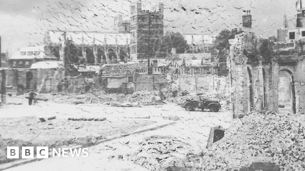 Treasure trove of pictures reveal Exeter's history - BBC News