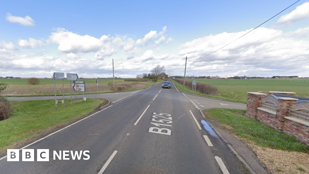 Biker dies after Market Deeping crash involving car - BBC News