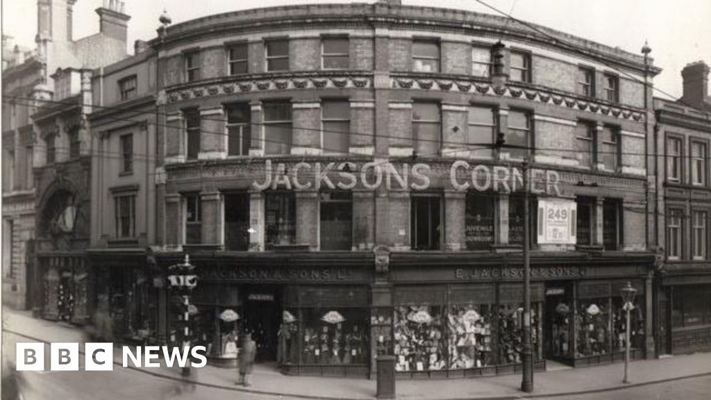Iconic Reading department store celebrates 150th anniversary