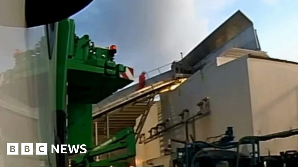 HS2 engineer fractures skull and bones in work fall - BBC News