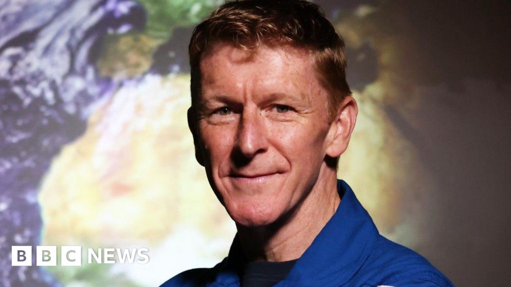 Tim Peake's visit to Isaac Newton's home a 'special moment'