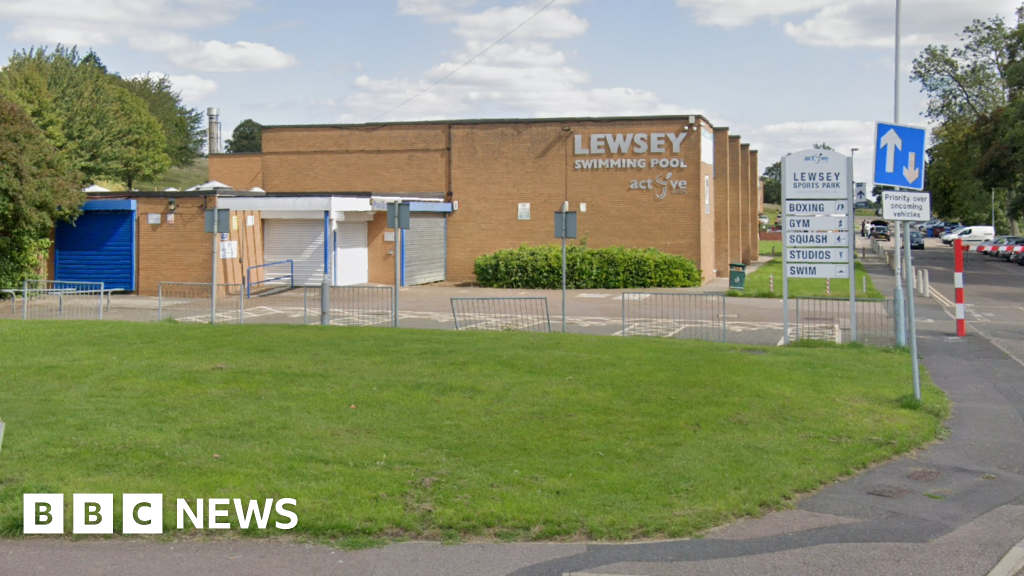 Lewsey Farm gym and pool closed over 'public safety issue'