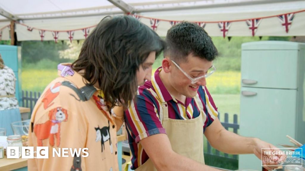 GBBO contestant in Carrbridge world porridge championships - BBC News