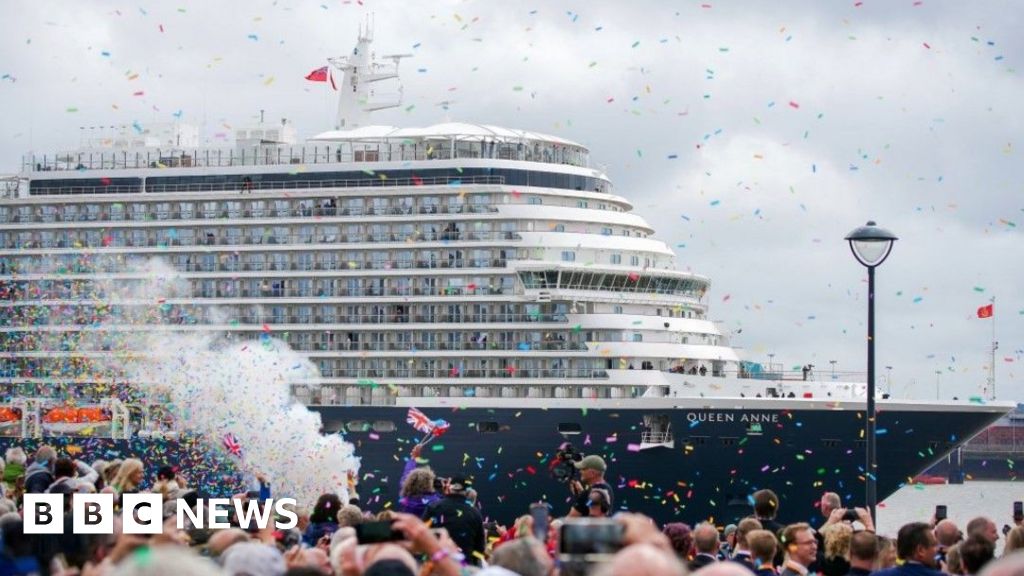 Thousands watch as Cunard’s Queen Anne officially named on Liverpool ...