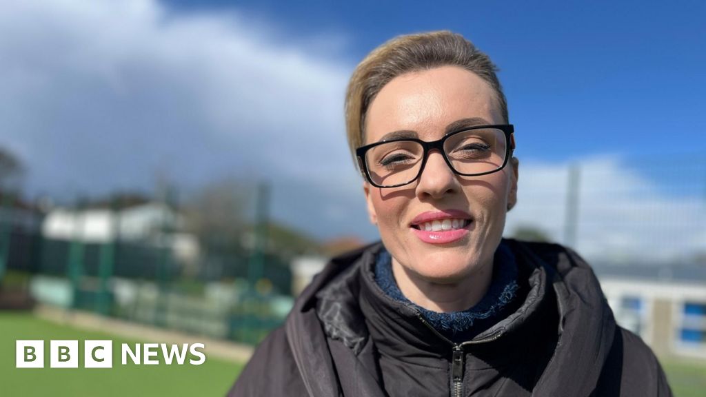 Swinney to visit Busby school targeted in 'sectarian' attacks