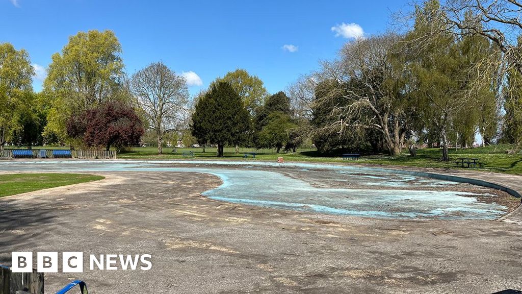 Pickering Park paddling pool unable to open for summer, says Hull ...