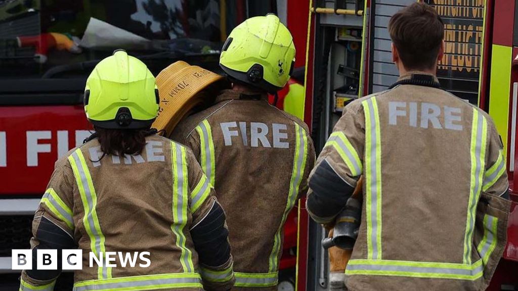 Firefighters urged to take part in mental health research - BBC News