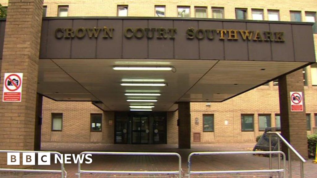 Former Met Police officer admits indecent images offences