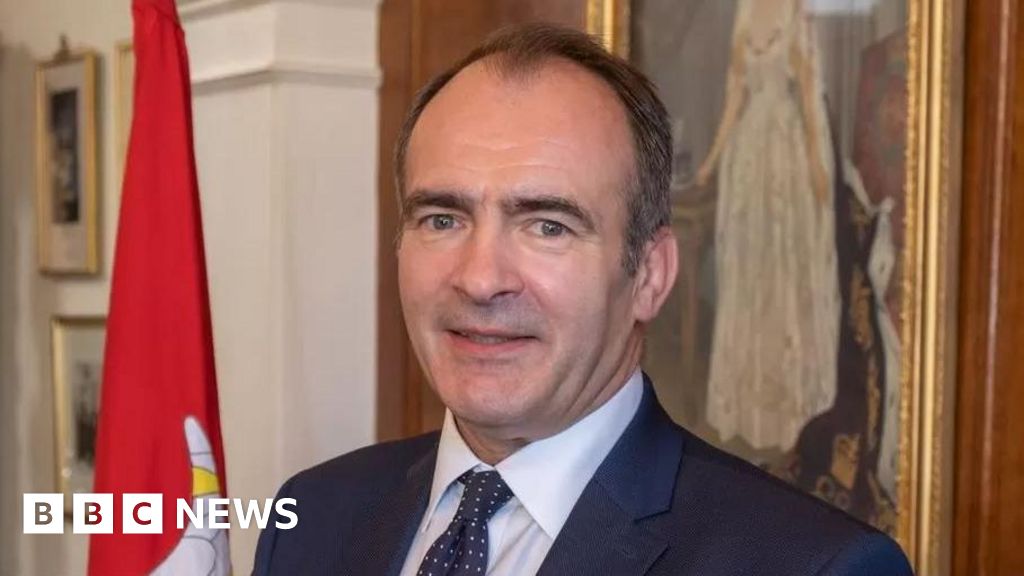 Government culture changes well underway, chief minister says - BBC News