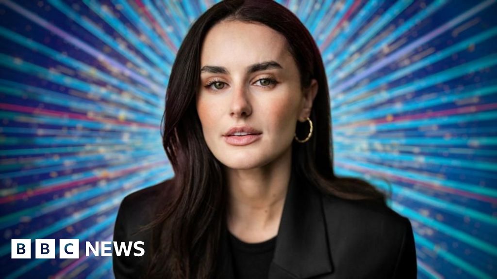 Strictly: Amber Davies makes final despite facing hate comments